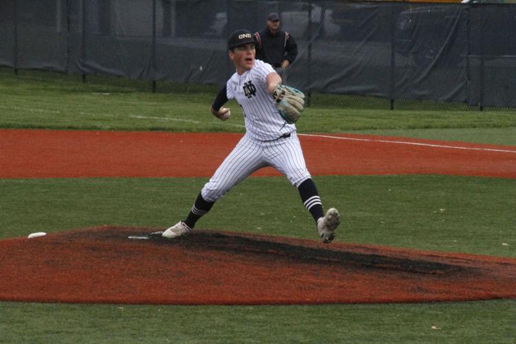 Raiders weather the storm, defeat Pirates | Sports | whig.com