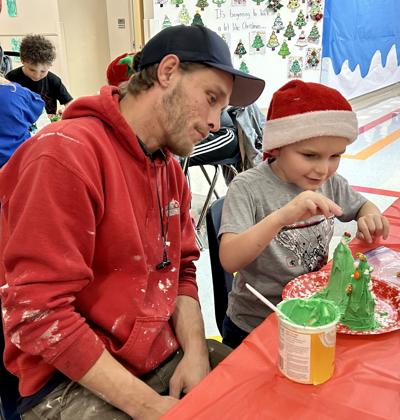 Lincoln-Douglas Christmas craft project 'pretty yummy' | Quincy Public Schools | whig.com