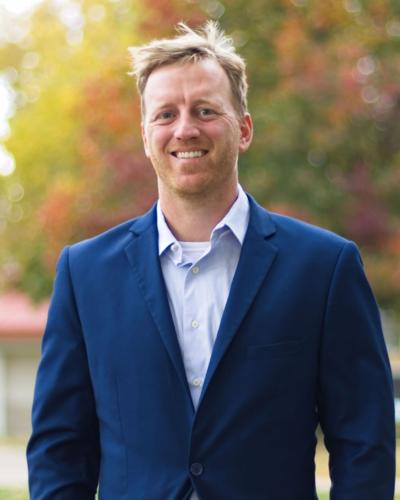 20 under 40: Blake Niemann | 20 Under 40 | whig.com