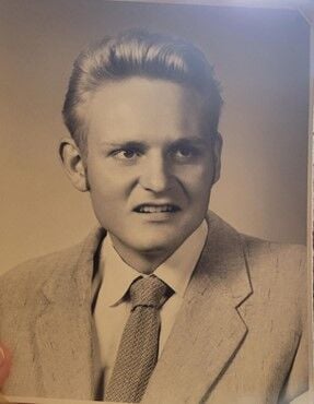 'Seasoned Citizen' Spotlight: Bill Stowell | News | whig.com