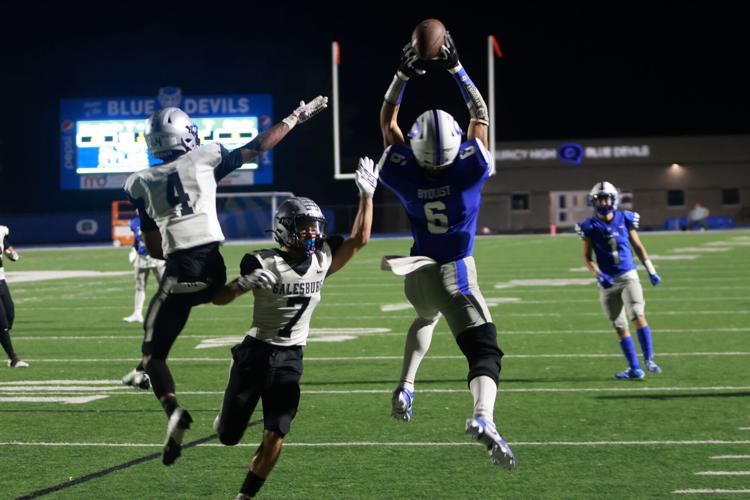 Blue Devils air attack deflates Galesburg in homecoming win | Sports ...