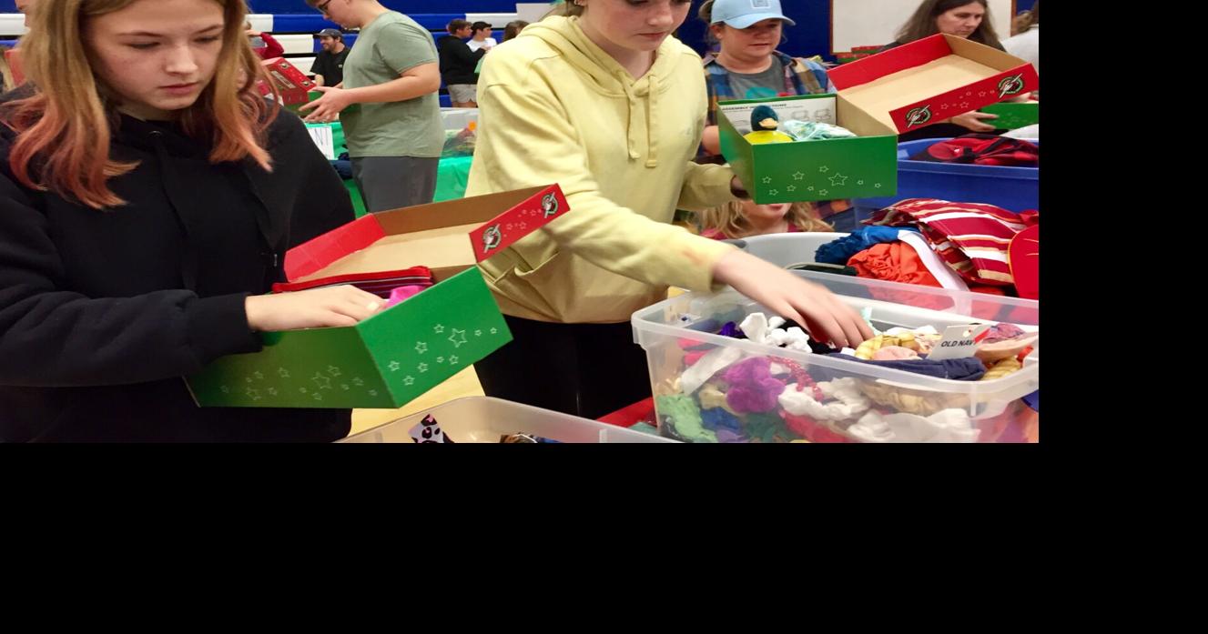 Packing party is work with a purpose for high school students | Quincy ...