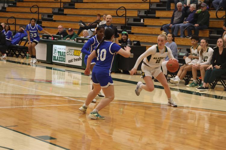 Blazers sweep the season series with Lewis & Clark behind Flynn's 28 ...