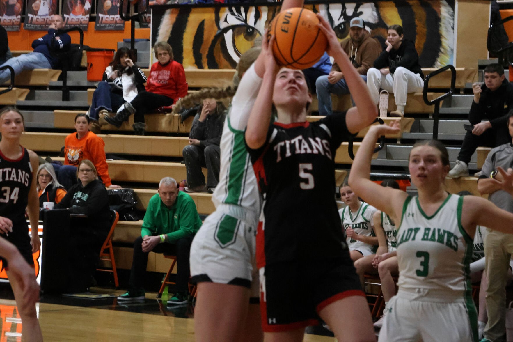 Haas celebrates birthday with 26-point performance to lead West Hancock ...