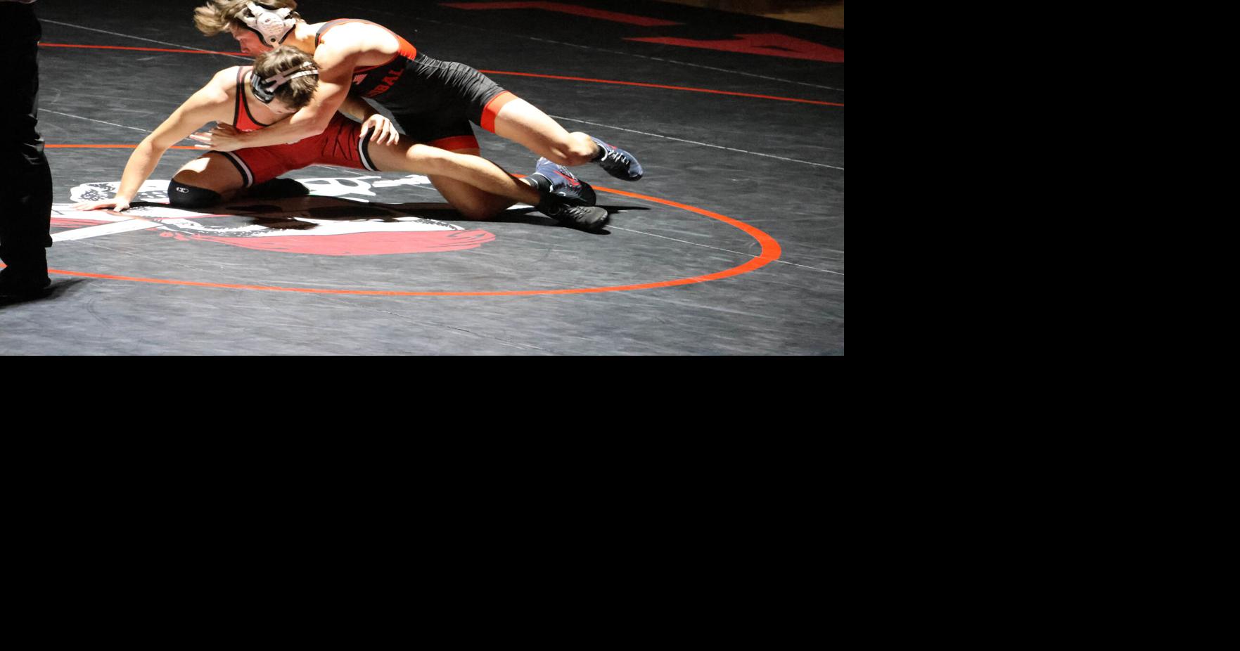 Defending state champion Hannibal kicks off wrestling season with ...