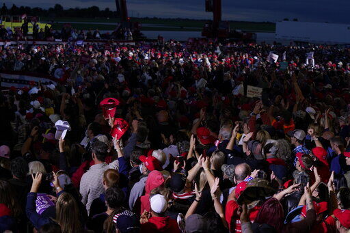 Trump revels in packed Michigan crowd amid book fallout | Ap | whig.com