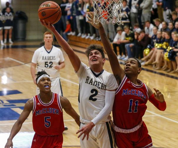 McCluer at QND Boys during Gully Shootout | Photo Galleries | whig.com