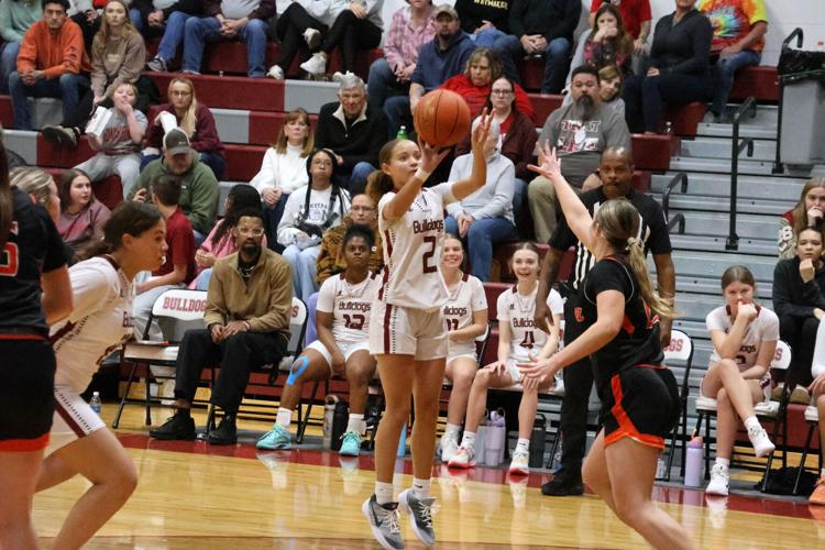 Louisiana holds off late Palmyra surge at home shootout | Sports | whig.com