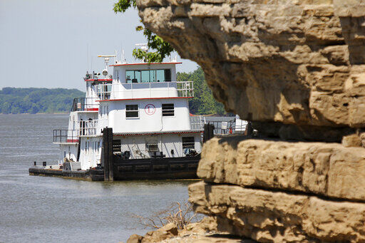 Cave-In-Rock has evolved from pirate hideout to picnic spot | Ap | whig.com