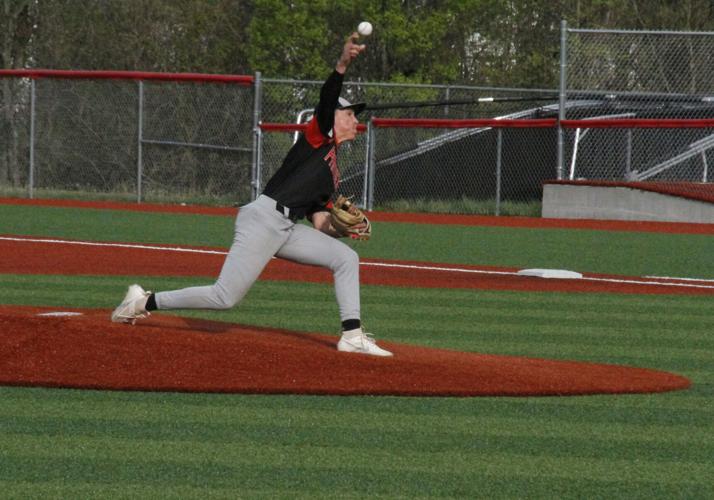 Hannibal defeats Palmyra in Hwy. 61 battle | Sports | whig.com