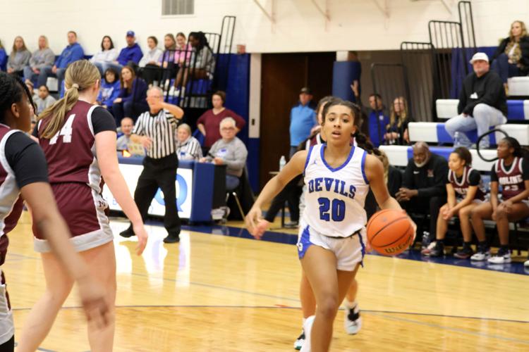 Quincy takes team-first approach in win over WB6 foe Moline | Sports ...