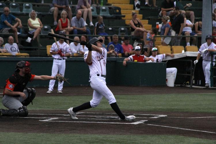 Gems tee off on Illinois Valley in final home game | Sports | whig.com