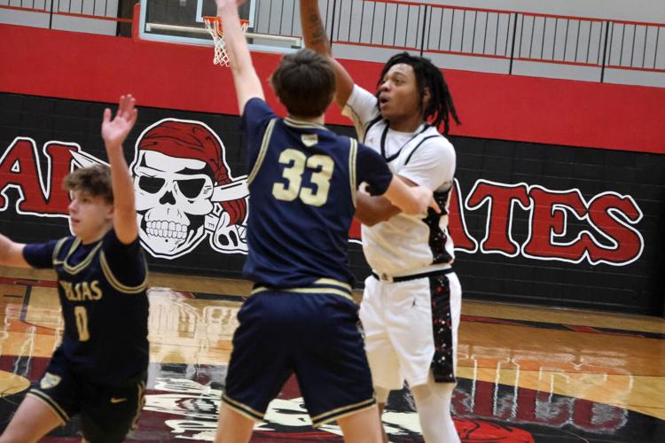 Hannibal falls short to Helias on night 2001 team is honored | Sports ...