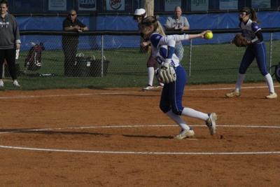 QHS wins tough battle with Mendon Unity | Sports | whig.com