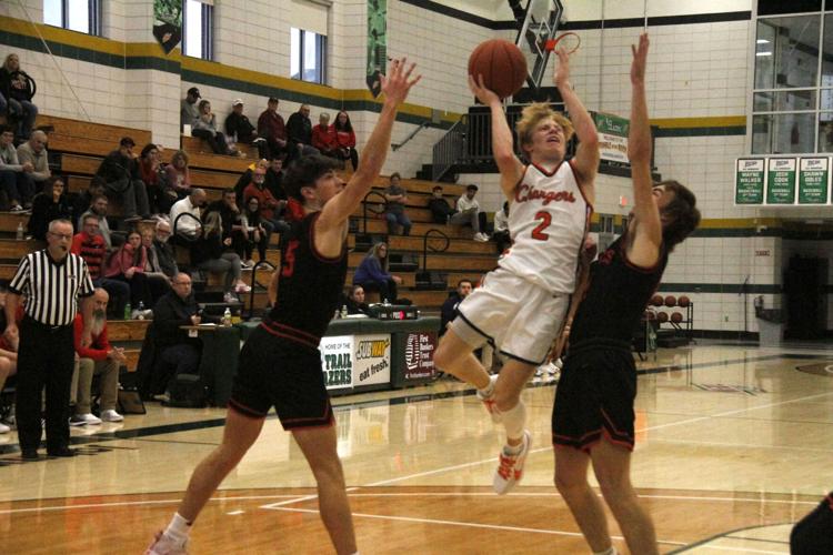 Rumble on the River: Ford heats up in Hannibal comeback win over Illini ...