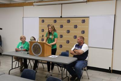 Amber Durst commits to John Wood for basketball | Sports | whig.com