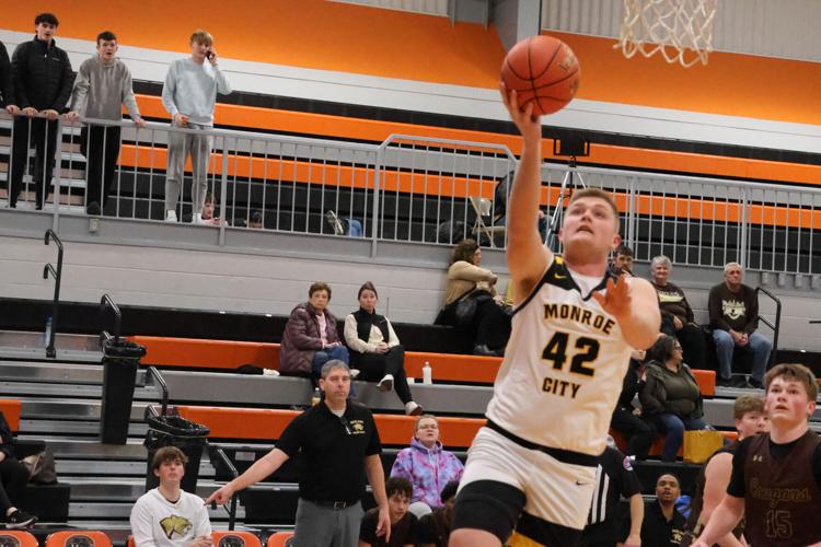 Monroe City moves past Highland in Tony Lenzini Tournament opener ...