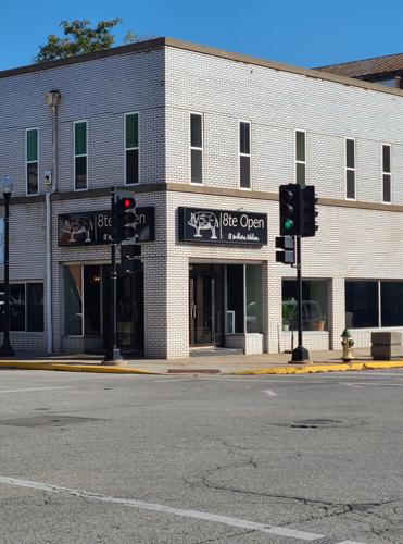 From food truck to restaurant, 8te Open celebrates first week ...