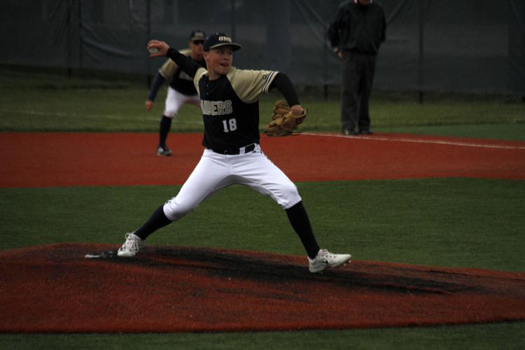 Howe wins varsity debut as Raiders top Cougars | Sports | whig.com