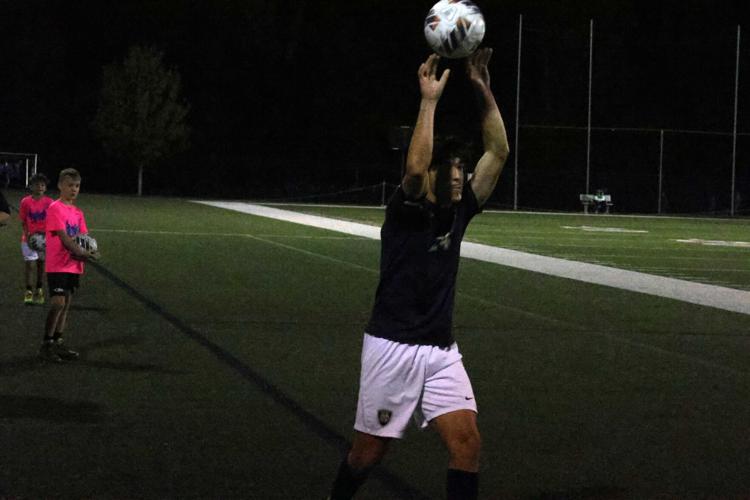 Blue Devils top Raiders behind Parkhill's goal to split season series ...