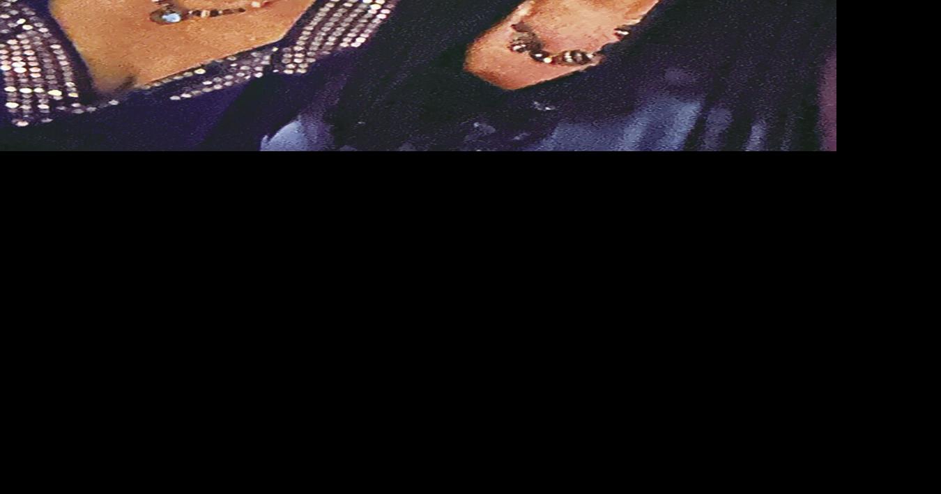 Clayton mother and daughter win Look Alike contest | Illinois News ...