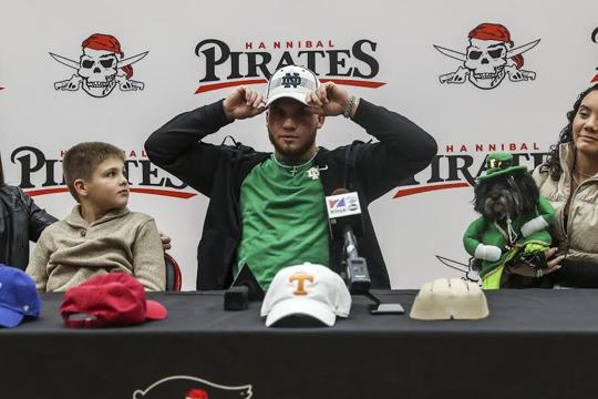 Luck of the Irish: Hannibal junior Aneyas Williams commits to Notre ...