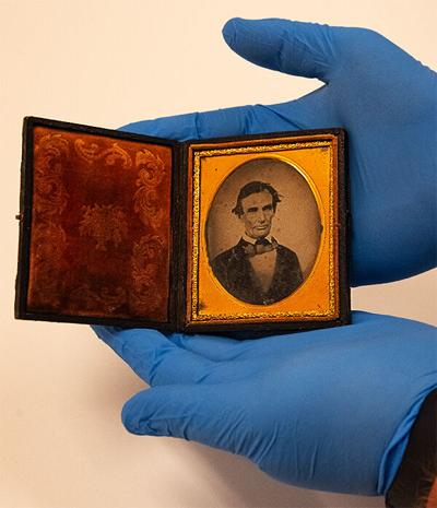 Original 1858 Lincoln photograph from Pittsfield donated to museum ...