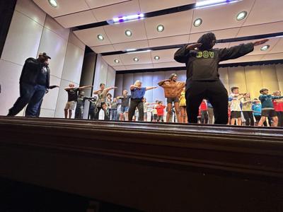 Gentlemen of Vision inspire QJHS students | Local Arts | whig.com