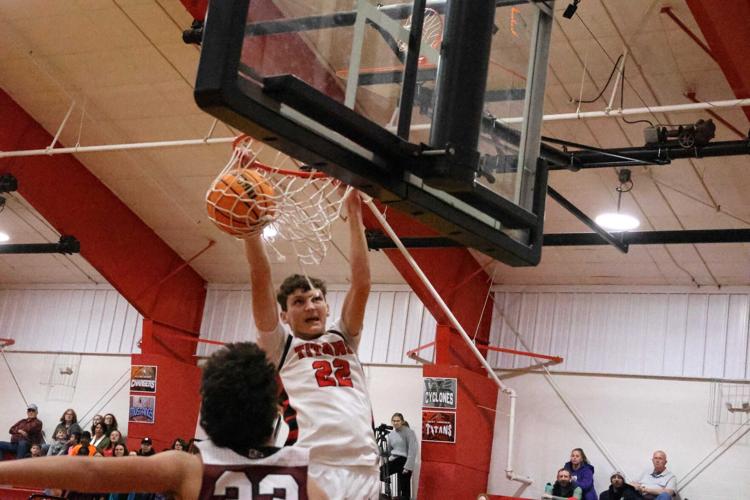 Longcor, Thomas and Knowles headline Herald-Whig All-Area boys ...