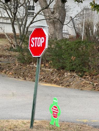 lowercase stop sign