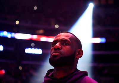 Bill Plaschke: Kobe Bryant has one more lesson for LeBron James — how ...