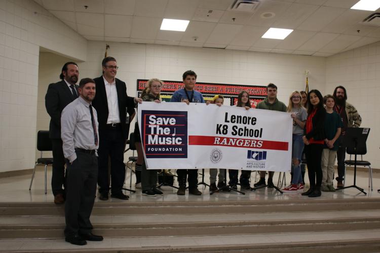 Lenore PK-8 receives new instruments | News | williamsondailynews.com