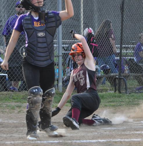 Williamson Wolfpack tops Gilbert Lions as Trista Marcum throws no ...