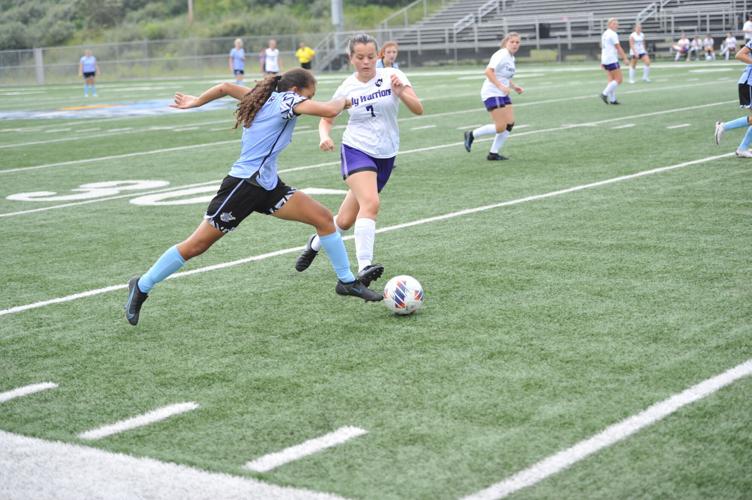Lady Miners rout Sherman and Pike Central; Hall ties school record ...