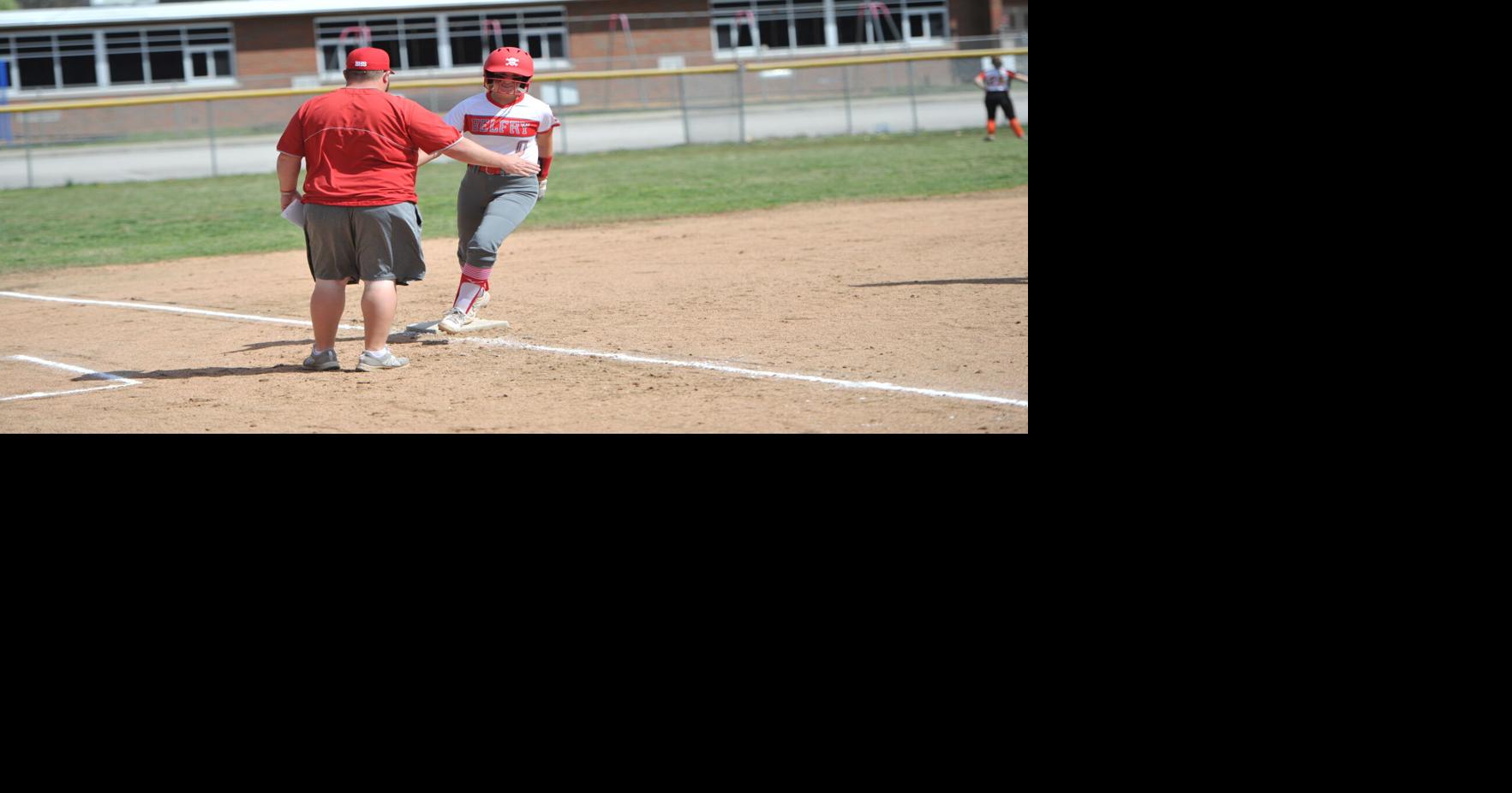 belfry softball bell howard 1.JPG | | williamsondailynews.com