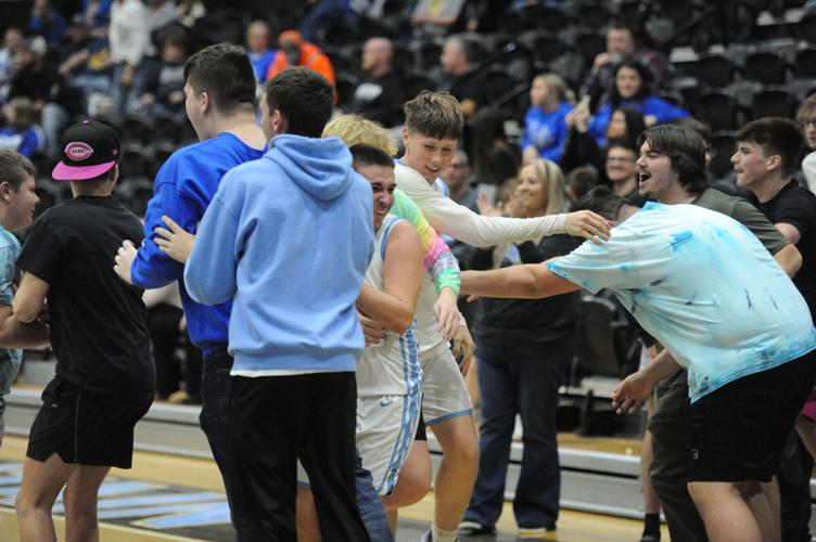 Miners top Phelps 68-62 in season opener | Sports | williamsondailynews.com