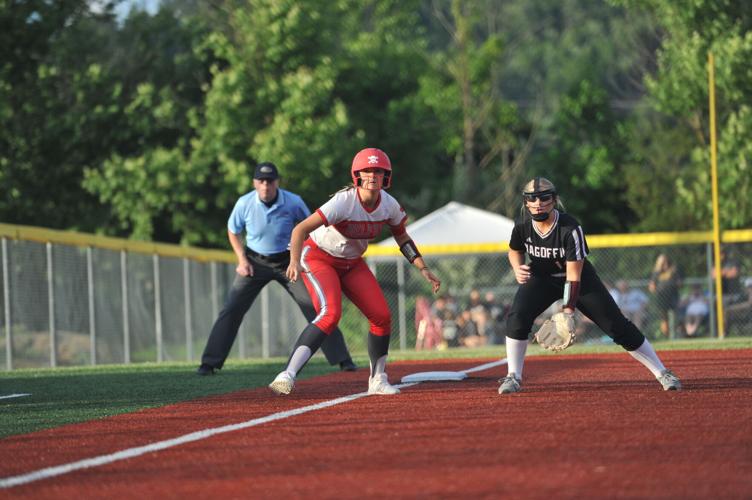 Belfry cruises by Magoffin in 15th Region opener | Sports ...