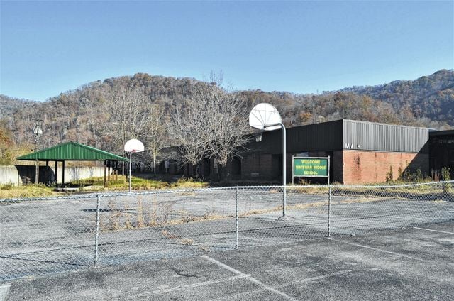 Former MHS being sold | News | williamsondailynews.com