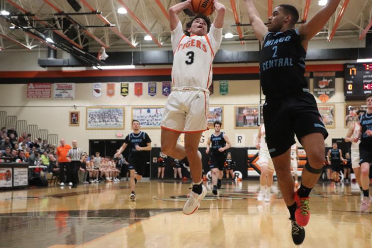 Chapmanville secures sectional title with big win over Mingo Central ...