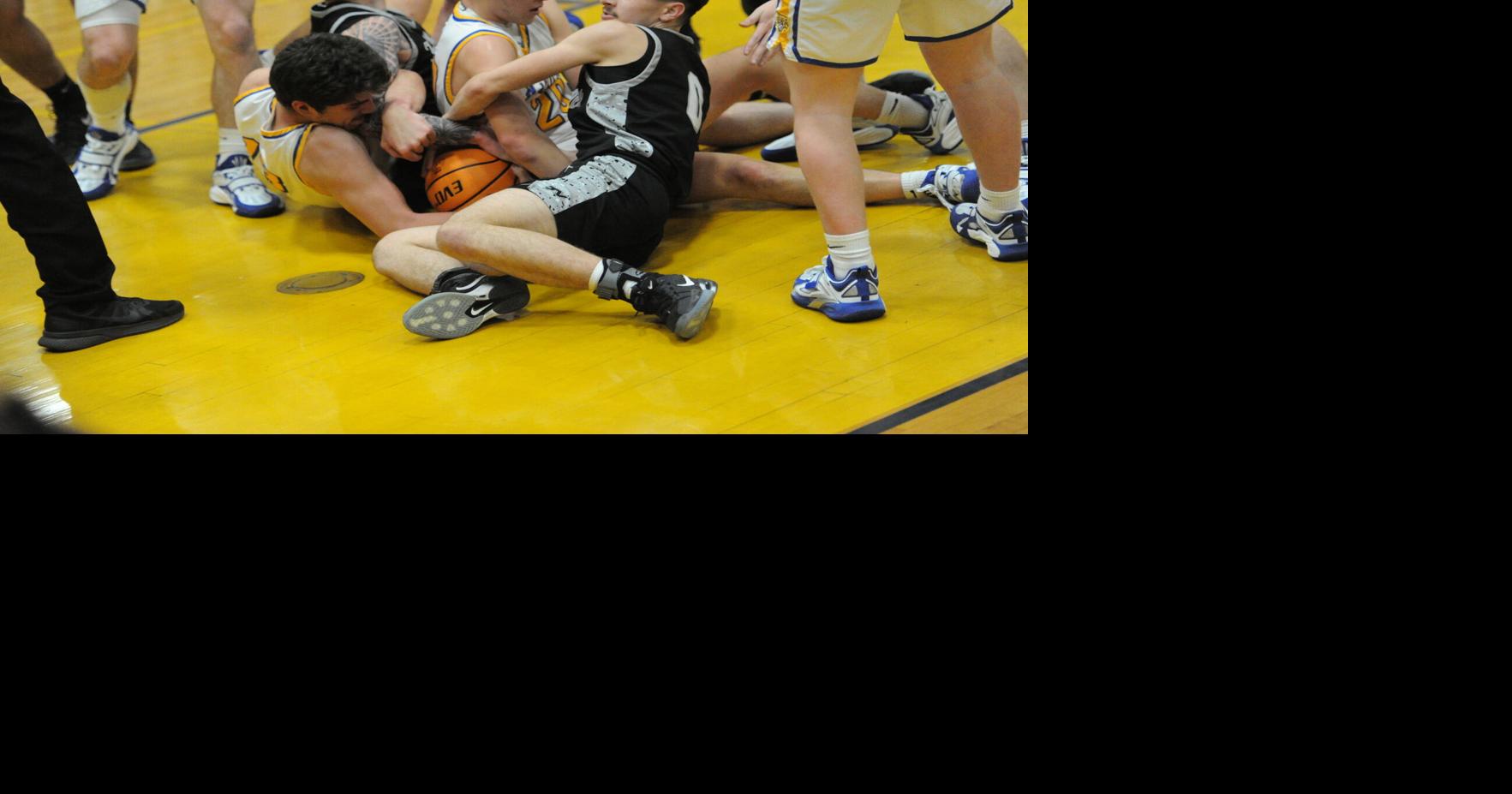 Panthers hold off Logan rally for 72-65 win | Sports ...