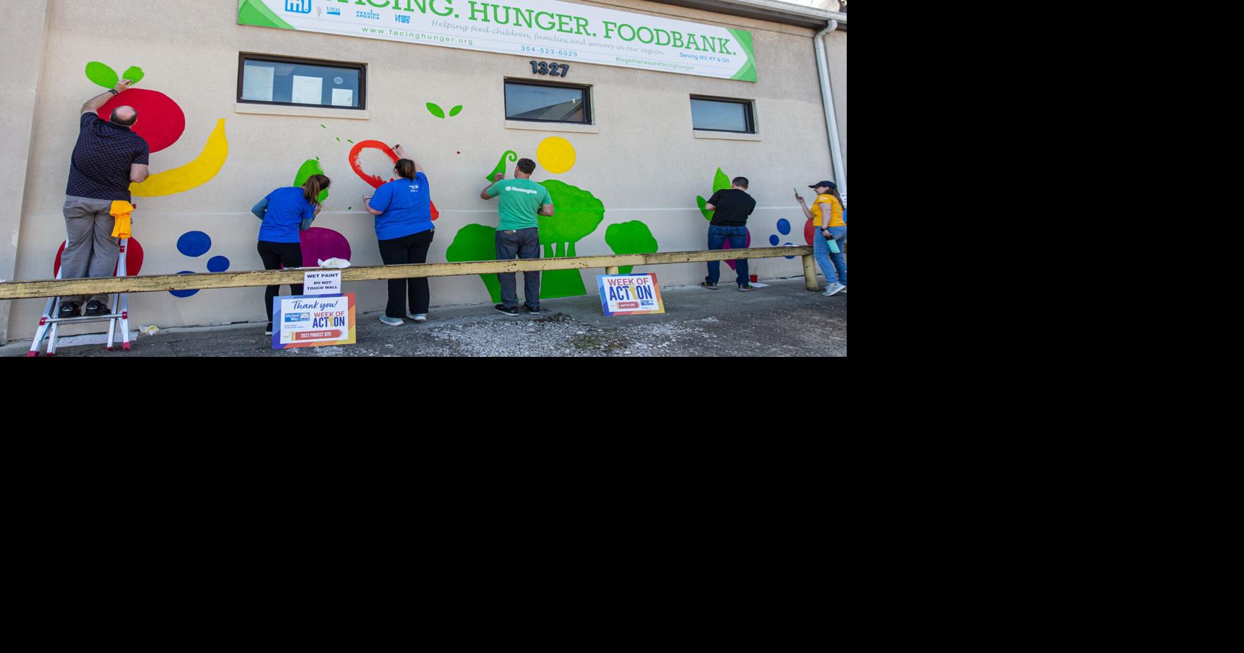 Photos: United Way mural painting at Facing Hunger Foodbank ...