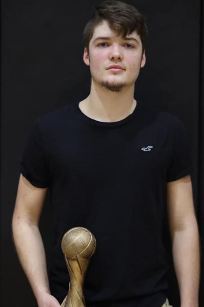 Caleb May joins 1,000 point club | Sports | williamsondailynews.com