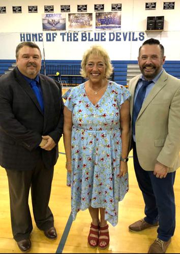 Deborah Starr wins Principal of the Year | News | williamsondailynews.com