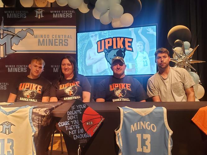 Pair of Mingo Central student-athletes sign with UPIKE | Sports ...