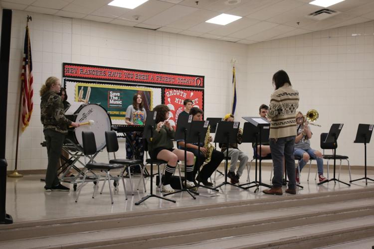 Lenore PK-8 receives new instruments | News | williamsondailynews.com