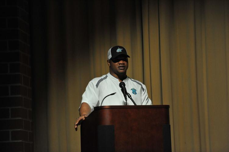 Mingo Central's Chris Ross signs with WV State | Sports ...