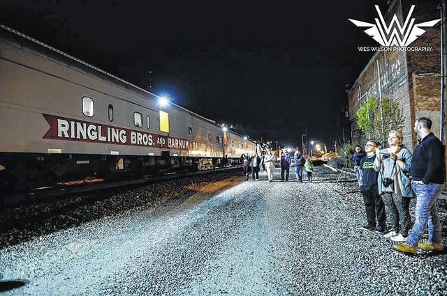 Ringling Bros. train stops in Williamson | News | williamsondailynews.com