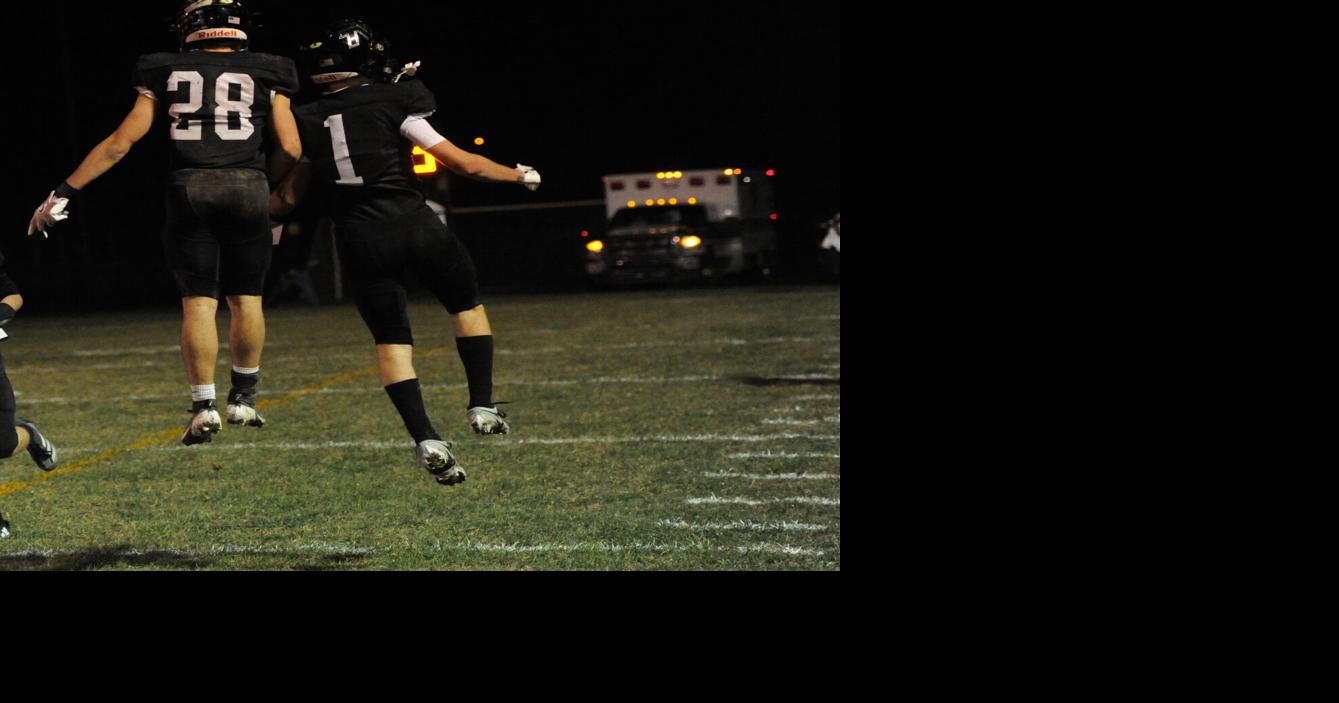 Prep football: Panthers beat Man 28-19 to stay undefeated | Sports ...