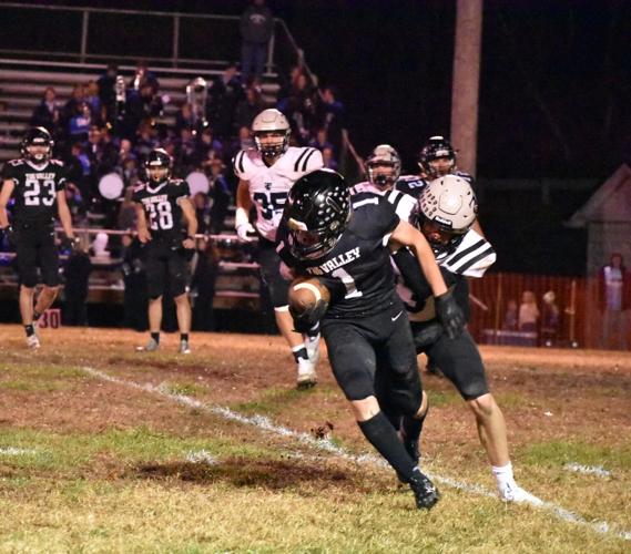Tug Valley holds off Tyler Consolidated 28-26 in playoff thriller ...