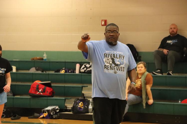Prep basketball preview: Siggers takes over Mingo girls program on ...